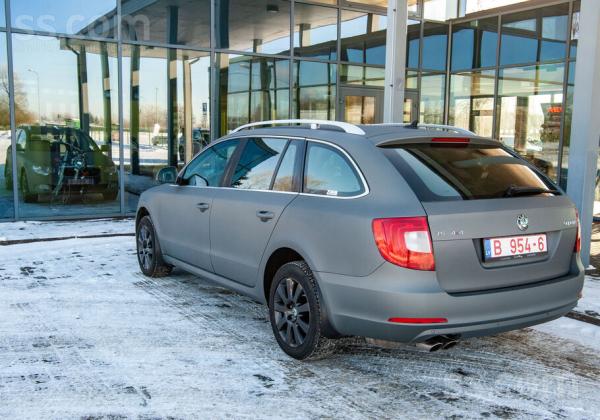 Pelēks Skoda SuperB 2012 Cēsis, ar dzinēja tilpumu 1.80 L un nobraukumu 207 tūkst. km par 6350 €, foto 4 vietnē AUTOMOTO.COM.LV