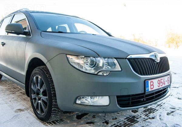 Pelēks Skoda SuperB 2012 Cēsis, ar dzinēja tilpumu 1.80 L un nobraukumu 207 tūkst. km par 6350 €, foto 8 vietnē AUTOMOTO.COM.LV