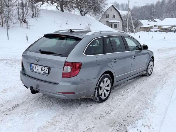 Grey Skoda SuperB 2012 in Vilnius, with an engine capacity of 1.80 L and mileage of 314 thousand km for 3400 €, photo 4 on AUTOMOTO.COM.LV