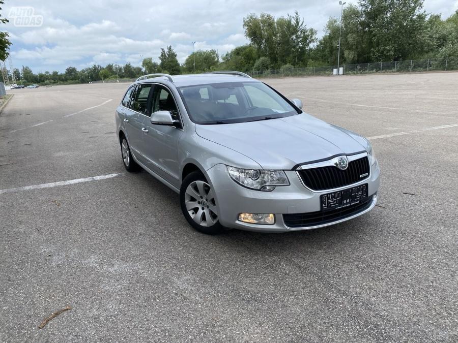 Grey Skoda SuperB 2012 in Marijampole, with an engine capacity of 1.60 L and mileage of 320 thousand km for 4200 €, photo 8 on AUTOMOTO.COM.LV