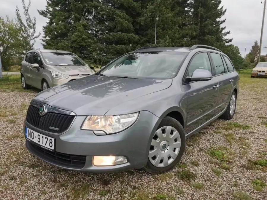 Grey Skoda SuperB 2012 in Kuldiga, with an engine capacity of 1.60 L and mileage of 256 thousand km for 6500 €, photo 1 on AUTOMOTO.COM.LV