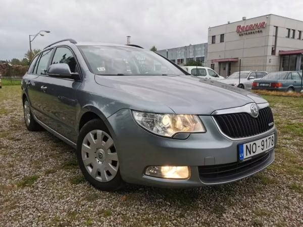 Grey Skoda SuperB 2012 in Kuldiga, with an engine capacity of 1.60 L and mileage of 256 thousand km for 6500 €, photo 3 on AUTOMOTO.COM.LV