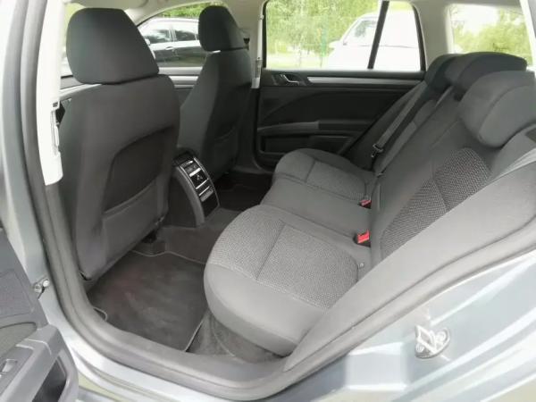 Grey Skoda SuperB 2012 in Kuldiga, with an engine capacity of 1.60 L and mileage of 256 thousand km for 6500 €, photo 6 on AUTOMOTO.COM.LV