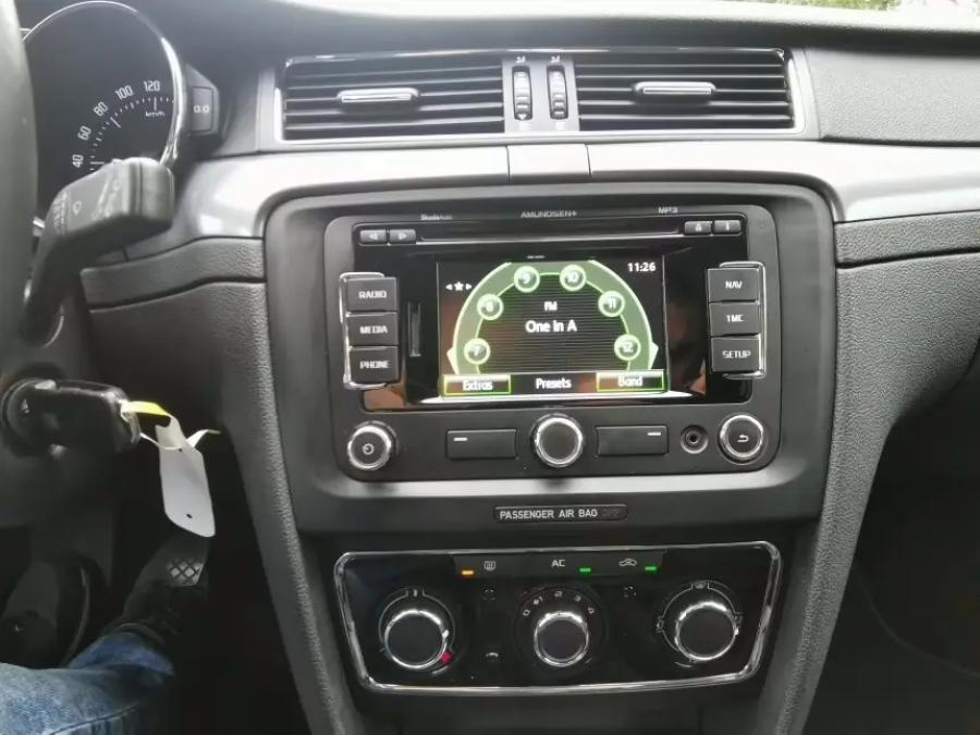 Grey Skoda SuperB 2012 in Kuldiga, with an engine capacity of 1.60 L and mileage of 256 thousand km for 6500 €, photo 10 on AUTOMOTO.COM.LV