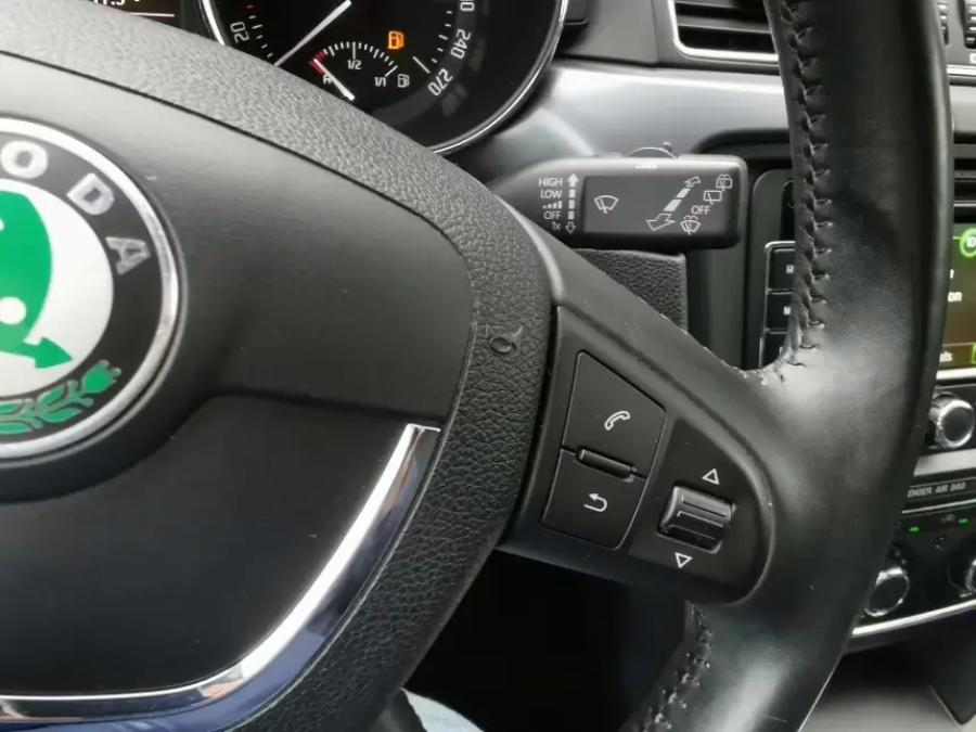 Grey Skoda SuperB 2012 in Kuldiga, with an engine capacity of 1.60 L and mileage of 256 thousand km for 6500 €, photo 13 on AUTOMOTO.COM.LV