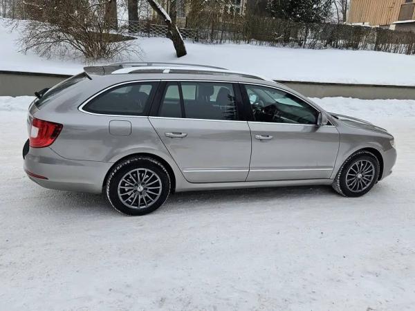 Grey Skoda SuperB 2012 in Jekabpils, with an engine capacity of 2.00 L and mileage of 271 thousand km for 6290 €, photo 3 on AUTOMOTO.COM.LV