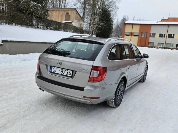 Grey Skoda SuperB 2012 in Jekabpils, with an engine capacity of 2.00 L and mileage of 271 thousand km for 6290 €, photo 4 on AUTOMOTO.COM.LV