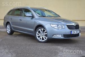 Pelēks Skoda SuperB 2012 Talsi, ar dzinēja tilpumu 2.00 L un nobraukumu 326 tūkst. km par 6200 €, foto  vietnē AUTOMOTO.COM.LV