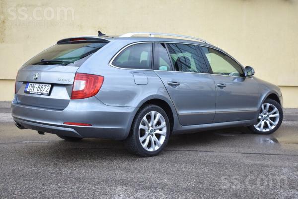 Grey Skoda SuperB 2012 in Talsi, with an engine capacity of 2.00 L and mileage of 326 thousand km for 6200 €, photo 5 on AUTOMOTO.COM.LV