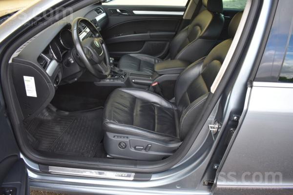 Grey Skoda SuperB 2012 in Talsi, with an engine capacity of 2.00 L and mileage of 326 thousand km for 6200 €, photo 6 on AUTOMOTO.COM.LV