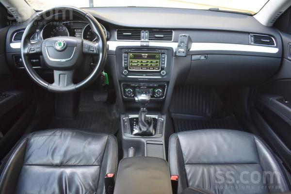 Grey Skoda SuperB 2012 in Talsi, with an engine capacity of 2.00 L and mileage of 326 thousand km for 6200 €, photo 7 on AUTOMOTO.COM.LV