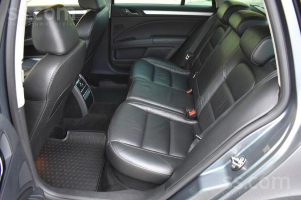 Grey Skoda SuperB 2012 in Talsi, with an engine capacity of 2.00 L and mileage of 326 thousand km for 6200 €, photo 8 on AUTOMOTO.COM.LV