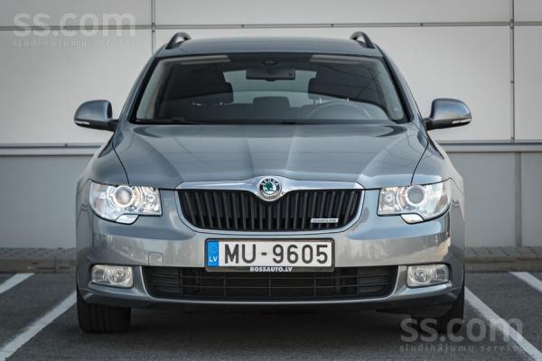 Pelēks Skoda SuperB 2012 Rīga, ar dzinēja tilpumu 1.60 L un nobraukumu 295 tūkst. km par 4450 €, foto 2 vietnē AUTOMOTO.COM.LV