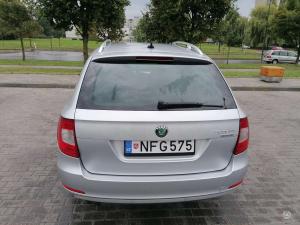 Pelēks Skoda SuperB 2012 Kauņa, ar dzinēja tilpumu 1.60 L un nobraukumu 296 tūkst. km par 4800 €, foto 7 vietnē AUTOMOTO.COM.LV