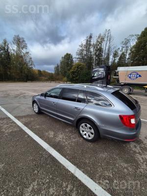 Pelēks Skoda SuperB 2012 Rīga, ar dzinēja tilpumu 2.00 L un nobraukumu 285 tūkst. km par 4350 €, foto 5 vietnē AUTOMOTO.COM.LV