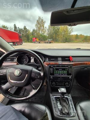 Pelēks Skoda SuperB 2012 Rīga, ar dzinēja tilpumu 2.00 L un nobraukumu 285 tūkst. km par 4350 €, foto 13 vietnē AUTOMOTO.COM.LV