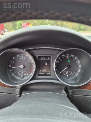 Pelēks Skoda SuperB 2012 Rīga, ar dzinēja tilpumu 2.00 L un nobraukumu 285 tūkst. km par 4350 €, foto 15 vietnē AUTOMOTO.COM.LV