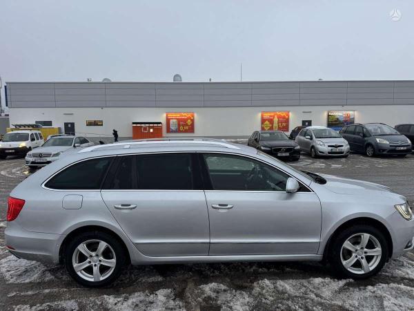 Pelēks Skoda SuperB 2013 Kauņa, ar dzinēja tilpumu 1.97 L un nobraukumu 310 tūkst. km par 4950 €, foto 5 vietnē AUTOMOTO.COM.LV