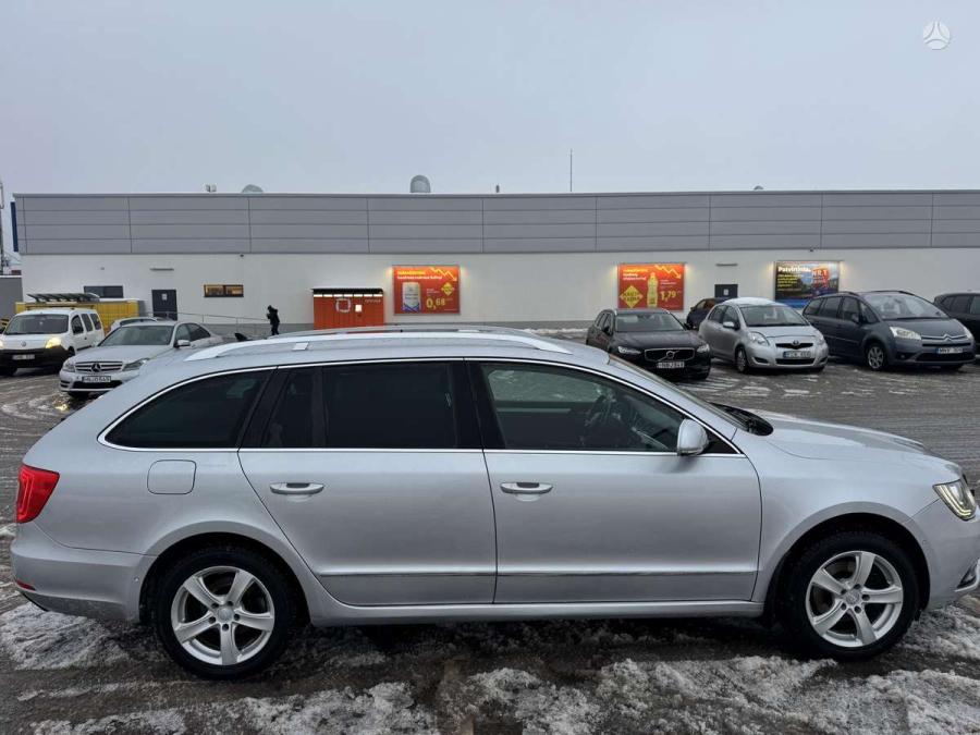 Pelēks Skoda SuperB 2013 Kauņa, ar dzinēja tilpumu 1.97 L un nobraukumu 310 tūkst. km par 4950 €, foto 5 vietnē AUTOMOTO.COM.LV