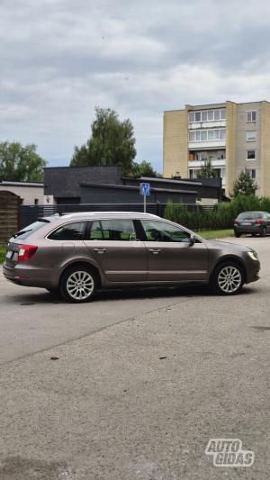 Pelēks Skoda SuperB 2013 Panevēža, ar dzinēja tilpumu 2.00 L un nobraukumu 623 tūkst. km par 3200 €, foto 6 vietnē AUTOMOTO.COM.LV