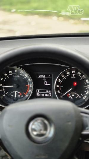 Pelēks Skoda SuperB 2013 Panevēža, ar dzinēja tilpumu 2.00 L un nobraukumu 623 tūkst. km par 3200 €, foto 8 vietnē AUTOMOTO.COM.LV