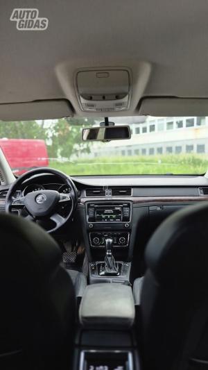 Pelēks Skoda SuperB 2013 Panevēža, ar dzinēja tilpumu 2.00 L un nobraukumu 623 tūkst. km par 3200 €, foto 10 vietnē AUTOMOTO.COM.LV