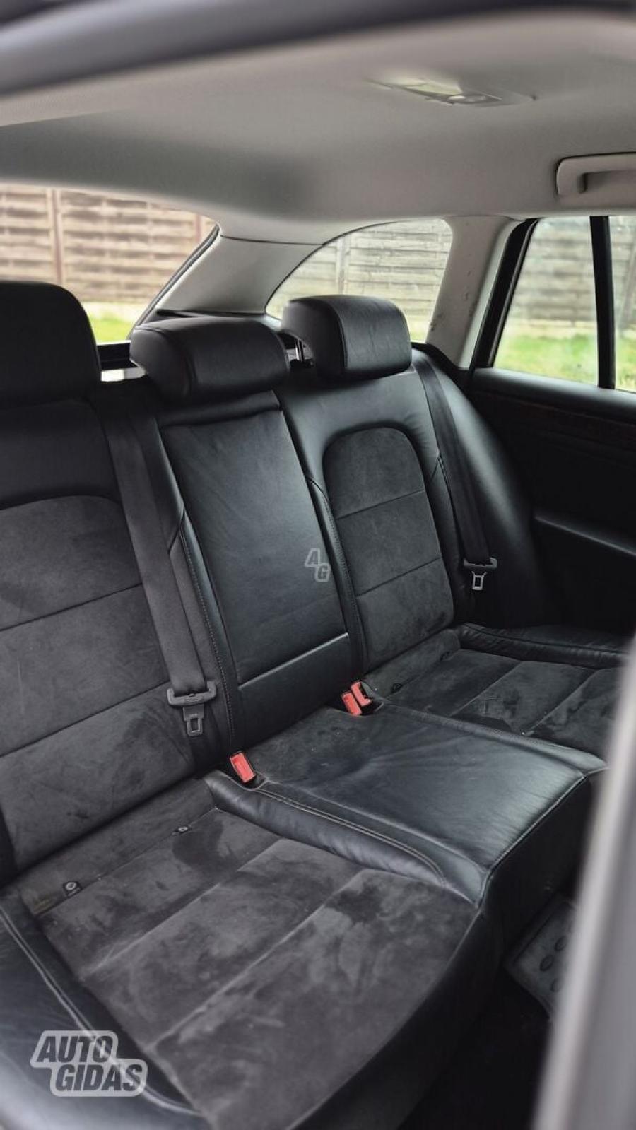 Pelēks Skoda SuperB 2013 Panevēža, ar dzinēja tilpumu 2.00 L un nobraukumu 623 tūkst. km par 3200 €, foto 14 vietnē AUTOMOTO.COM.LV