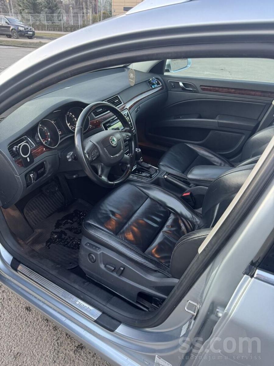 Grey Skoda SuperB 2013 in Riga, with an engine capacity of 1.80 L and mileage of 271 thousand km for 5800 €, photo 6 on AUTOMOTO.COM.LV