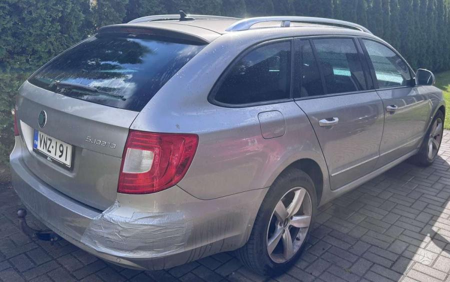 Pelēks Skoda SuperB 2013 Panevēža, ar dzinēja tilpumu 2.00 L un nobraukumu 330 tūkst. km par 3999 €, foto 7 vietnē AUTOMOTO.COM.LV