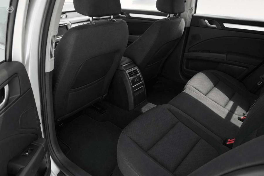 Pelēks Skoda SuperB 2013 Viļņa, ar dzinēja tilpumu 1.60 L un nobraukumu 308 tūkst. km par 7390 €, foto 7 vietnē AUTOMOTO.COM.LV