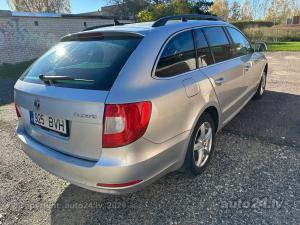 Grey Skoda SuperB 2013 in Tallinn, with an engine capacity of 2.00 L and mileage of 264 thousand km for 5000 €, photo 5 on AUTOMOTO.COM.LV