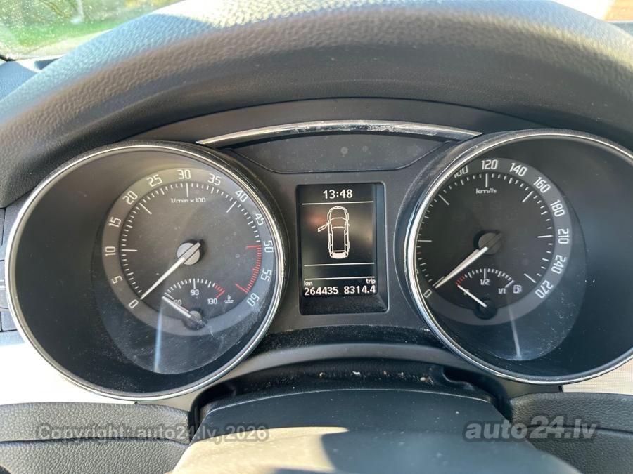 Grey Skoda SuperB 2013 in Tallinn, with an engine capacity of 2.00 L and mileage of 264 thousand km for 5000 €, photo 7 on AUTOMOTO.COM.LV
