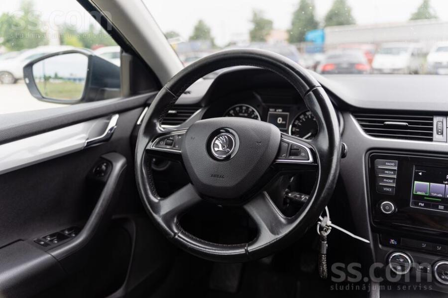 Pelēks Skoda SuperB 2014 Rīga, ar dzinēja tilpumu 1.60 L un nobraukumu 0 tūkst. km par 7390 €, foto 12 vietnē AUTOMOTO.COM.LV