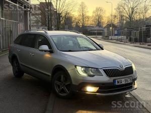 Pelēks Skoda SuperB 2014 Rīga, ar dzinēja tilpumu 2.00 L un nobraukumu 268 tūkst. km par 4999 €, foto 2 vietnē AUTOMOTO.COM.LV