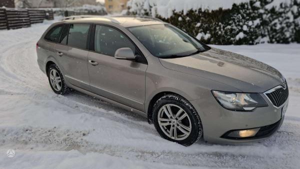 Grey Skoda SuperB 2014 in Telschi, with an engine capacity of 2.00 L and mileage of 378 thousand km for 5200 €, photo 2 on AUTOMOTO.COM.LV