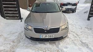 Pelēks Skoda SuperB 2014 Telšiai, ar dzinēja tilpumu 2.00 L un nobraukumu 378 tūkst. km par 5200 €, foto 9 vietnē AUTOMOTO.COM.LV