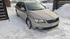 Pelēks Skoda SuperB 2014 Telšiai, ar dzinēja tilpumu 2.00 L un nobraukumu 378 tūkst. km par 5200 €, foto 10 vietnē AUTOMOTO.COM.LV