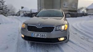 Pelēks Skoda SuperB 2014 Telšiai, ar dzinēja tilpumu 2.00 L un nobraukumu 378 tūkst. km par 5200 €, foto 30 vietnē AUTOMOTO.COM.LV