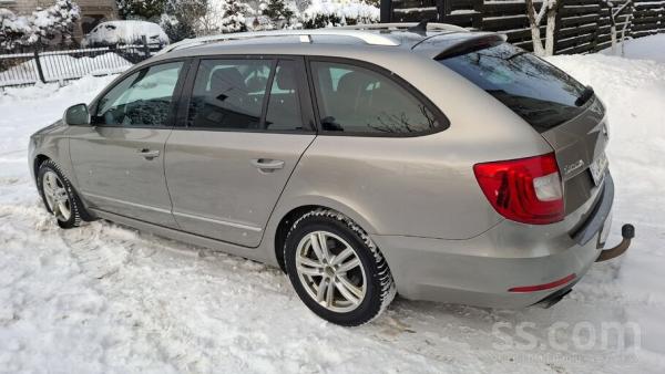 Pelēks Skoda SuperB 2014 Telšiai, ar dzinēja tilpumu 2.00 L un nobraukumu 378 tūkst. km par 5200 €, foto 6 vietnē AUTOMOTO.COM.LV