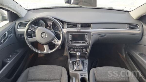 Pelēks Skoda SuperB 2014 Telšiai, ar dzinēja tilpumu 2.00 L un nobraukumu 378 tūkst. km par 5200 €, foto 8 vietnē AUTOMOTO.COM.LV