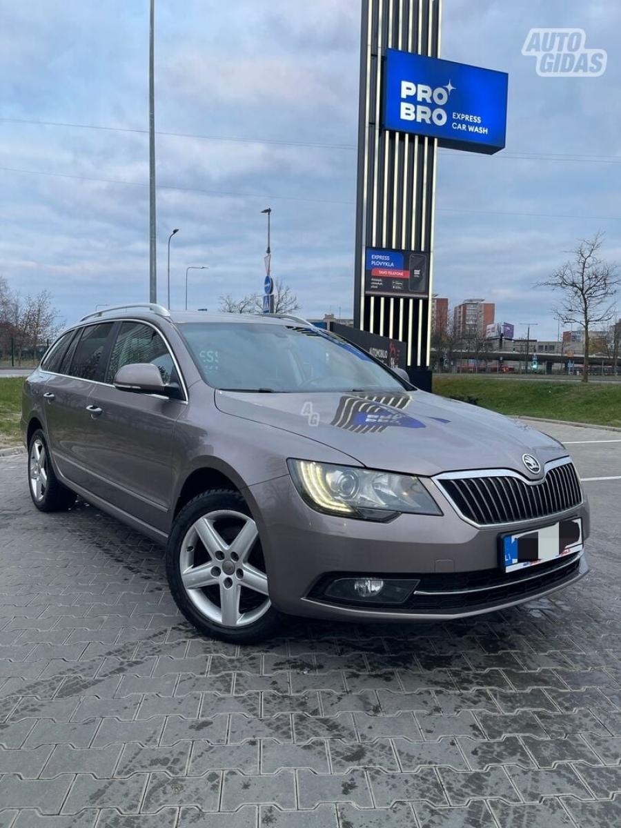 Pelēks Skoda SuperB 2014 Viļņa, ar dzinēja tilpumu 1.80 L un nobraukumu 454 tūkst. km par 3000 €, foto 1 vietnē AUTOMOTO.COM.LV