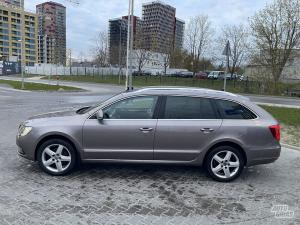Pelēks Skoda SuperB 2014 Viļņa, ar dzinēja tilpumu 1.80 L un nobraukumu 454 tūkst. km par 3000 €, foto 8 vietnē AUTOMOTO.COM.LV