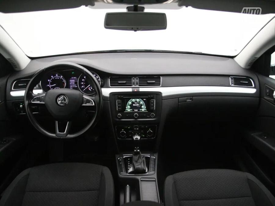 Grey Skoda SuperB 2014 in Vilnius, with an engine capacity of 1.80 L and mileage of 196 thousand km for 7999 €, photo 3 on AUTOMOTO.COM.LV