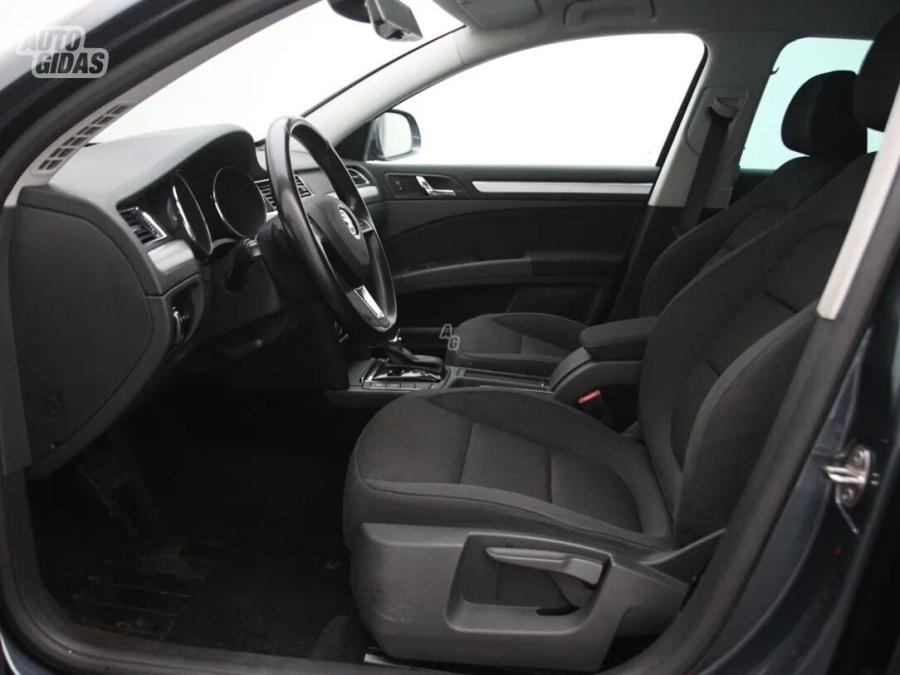 Grey Skoda SuperB 2014 in Vilnius, with an engine capacity of 1.80 L and mileage of 196 thousand km for 7999 €, photo 5 on AUTOMOTO.COM.LV
