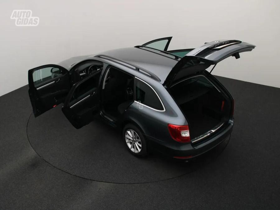 Grey Skoda SuperB 2014 in Vilnius, with an engine capacity of 1.80 L and mileage of 196 thousand km for 7999 €, photo 14 on AUTOMOTO.COM.LV