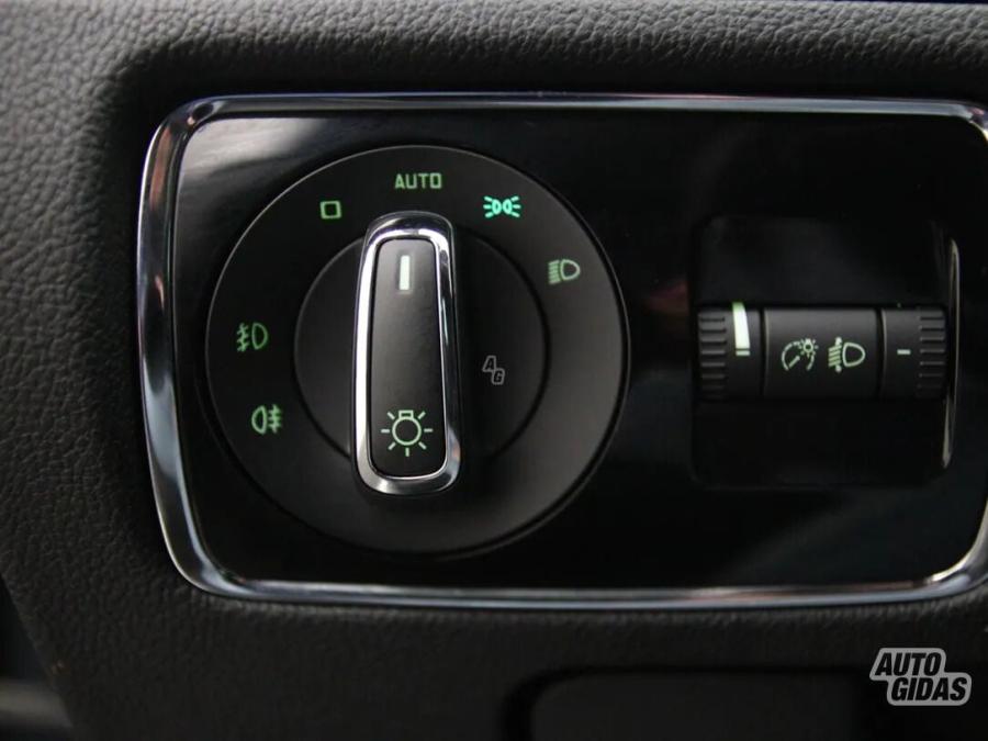 Grey Skoda SuperB 2014 in Vilnius, with an engine capacity of 1.80 L and mileage of 196 thousand km for 7999 €, photo 27 on AUTOMOTO.COM.LV