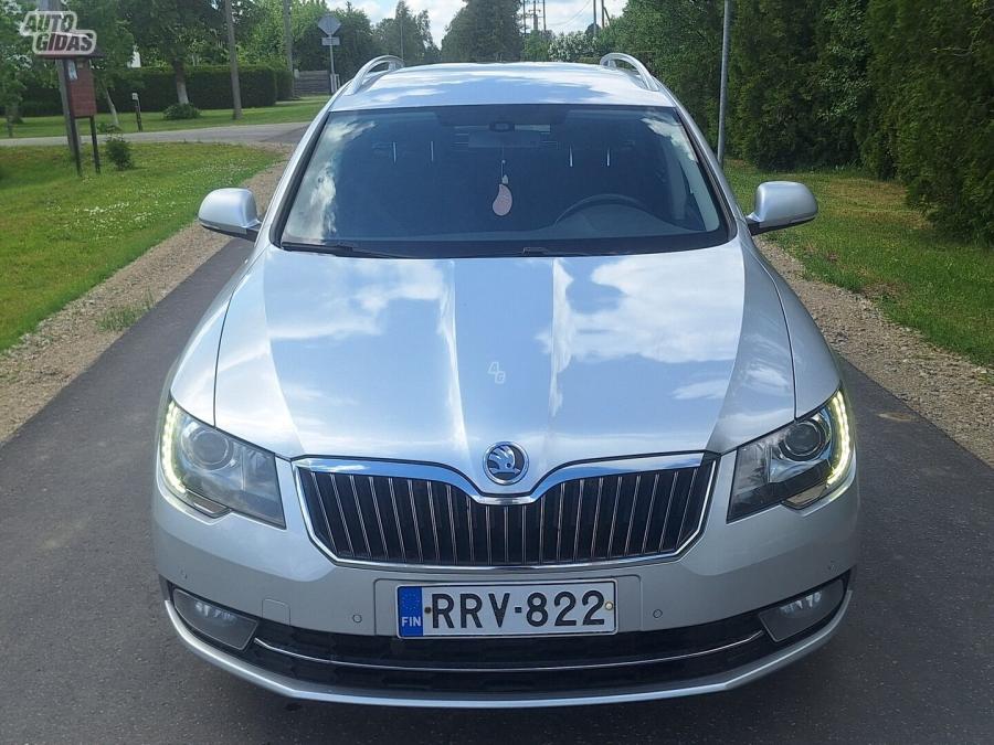 Grey Skoda SuperB 2014 in Mazeikiai, with an engine capacity of 2.00 L and mileage of 296 thousand km for 7550 €, photo 5 on AUTOMOTO.COM.LV