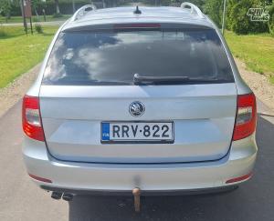 Grey Skoda SuperB 2014 in Mazeikiai, with an engine capacity of 2.00 L and mileage of 296 thousand km for 7550 €, photo 10 on AUTOMOTO.COM.LV