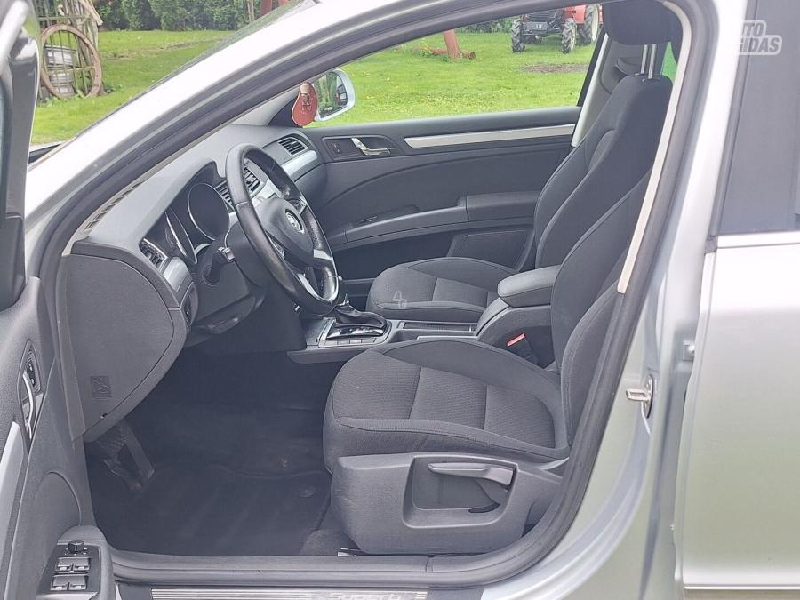 Grey Skoda SuperB 2014 in Mazeikiai, with an engine capacity of 2.00 L and mileage of 296 thousand km for 7550 €, photo 14 on AUTOMOTO.COM.LV