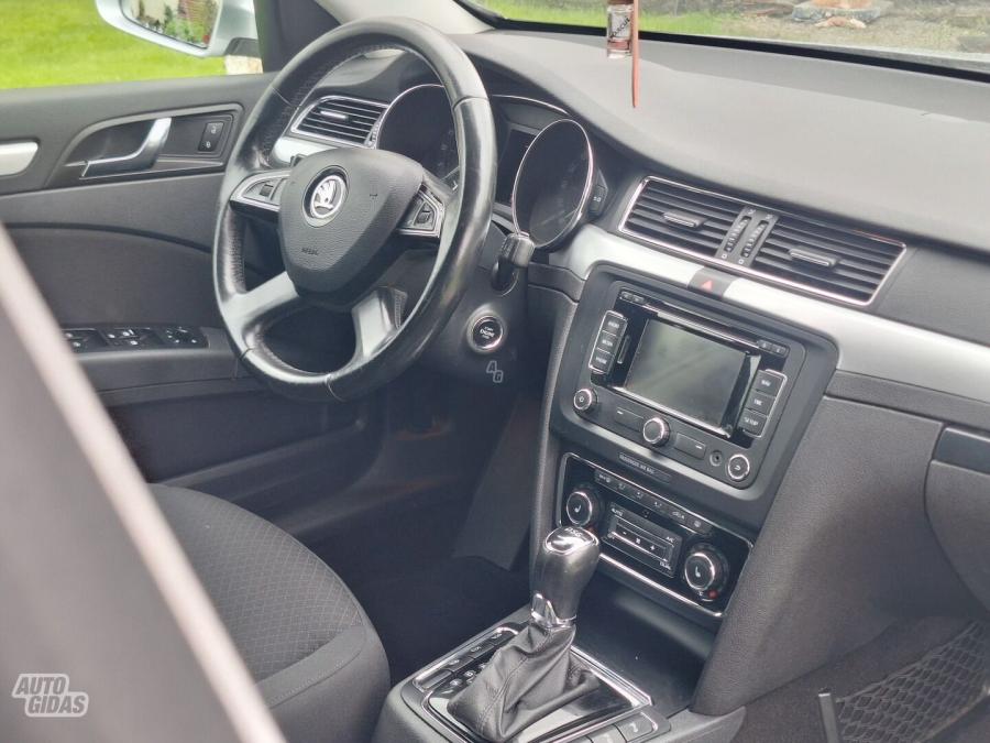 Grey Skoda SuperB 2014 in Mazeikiai, with an engine capacity of 2.00 L and mileage of 296 thousand km for 7550 €, photo 20 on AUTOMOTO.COM.LV